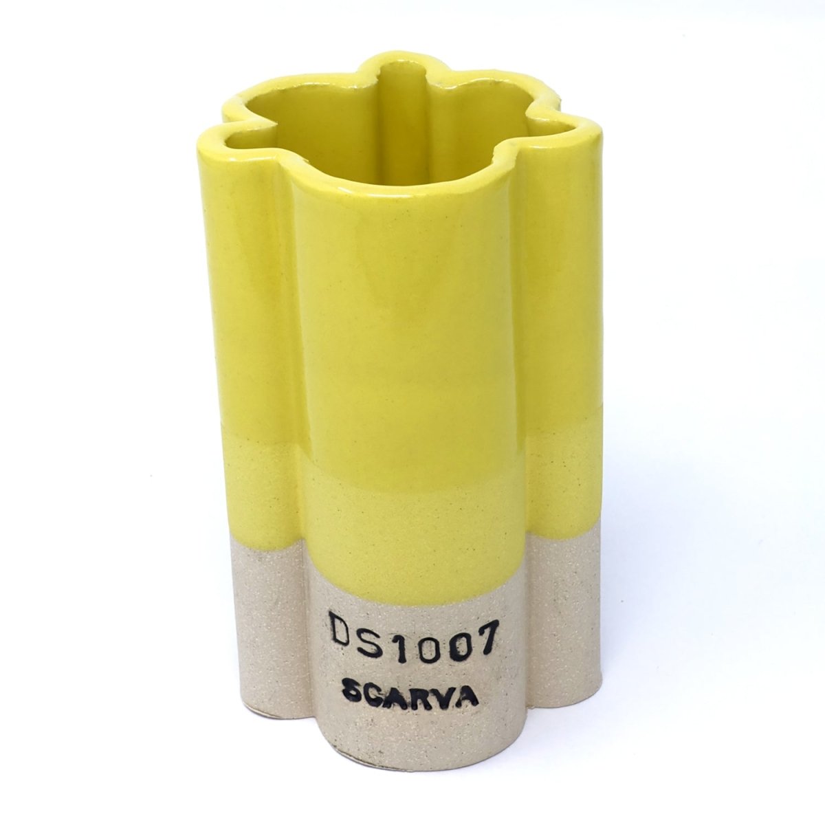 Scarva Decorating Slip: Pompadour Yellow – Hot Clay